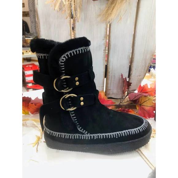 Laidback London | Shoes | New Laidback London Friyo Boot In Black ...